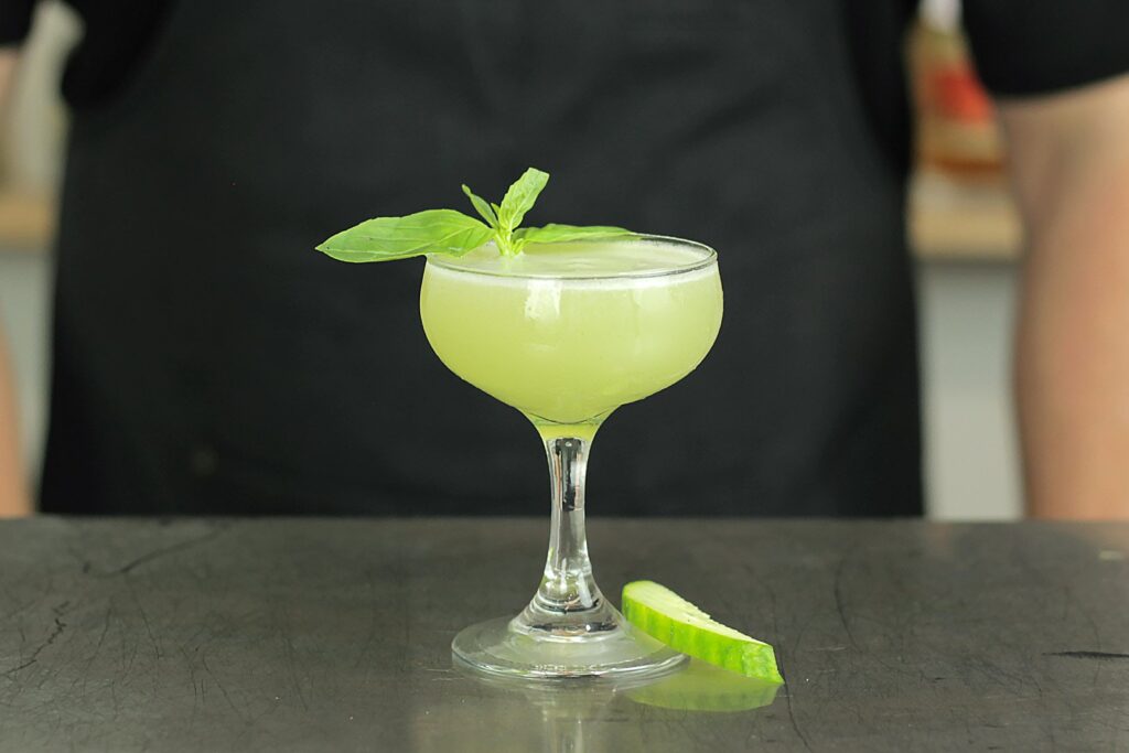 Gimlet Cocktail: Receita Oficial e Ingredientes Essenciais